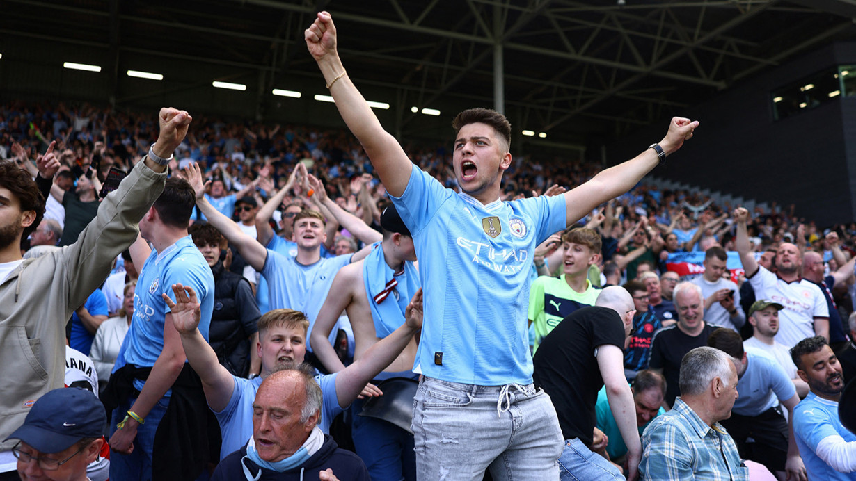 Manchester City dört nala şampiyonluğa koşuyor