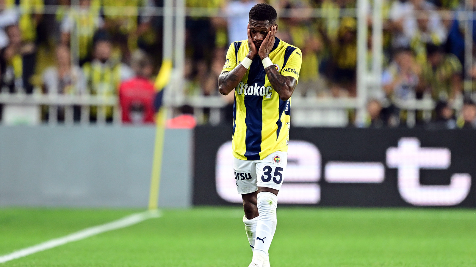 Fenerbahçe'ye Fred'den kötü haber!