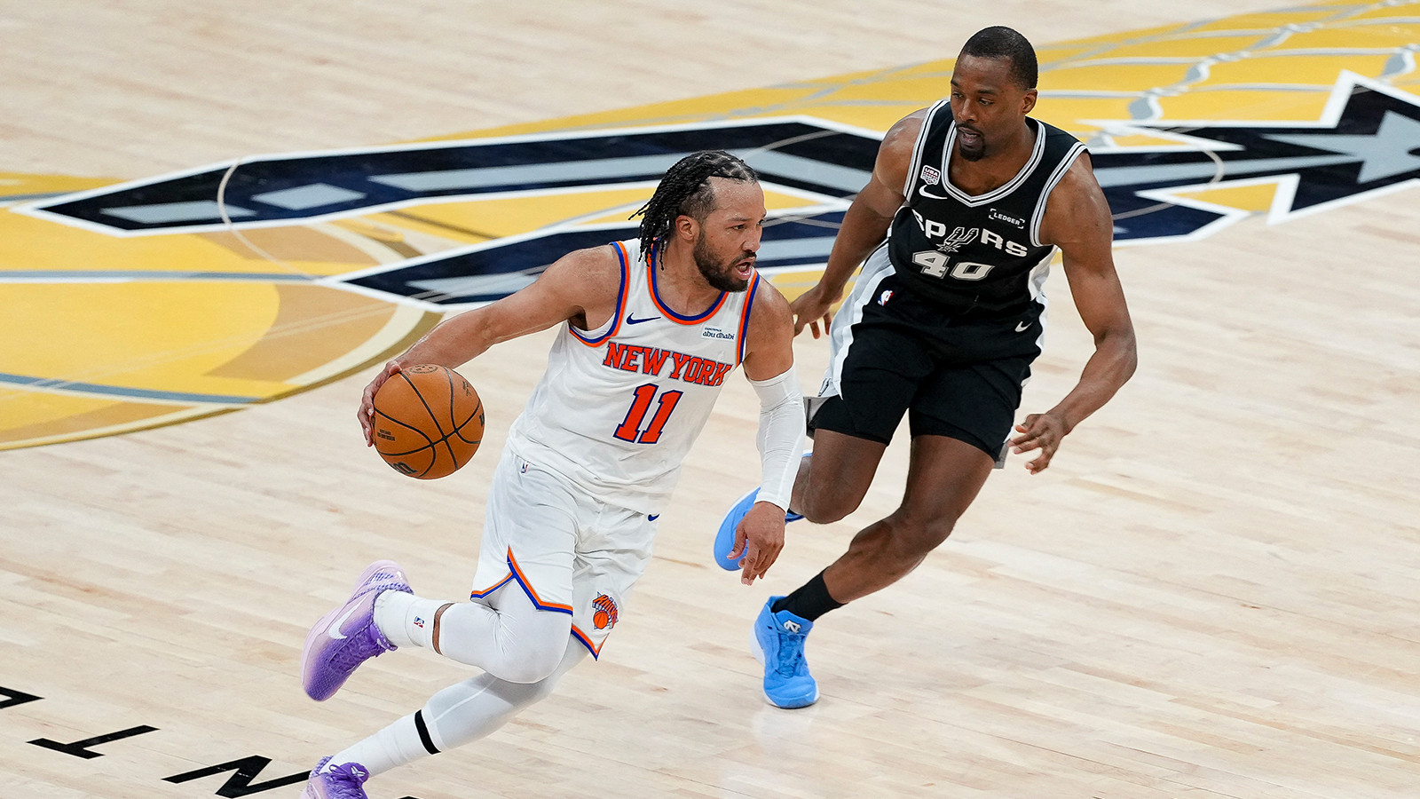 New York Knicks'ten tarihi zafer: Jalen Brunson, Wembanyama'yı mat etti